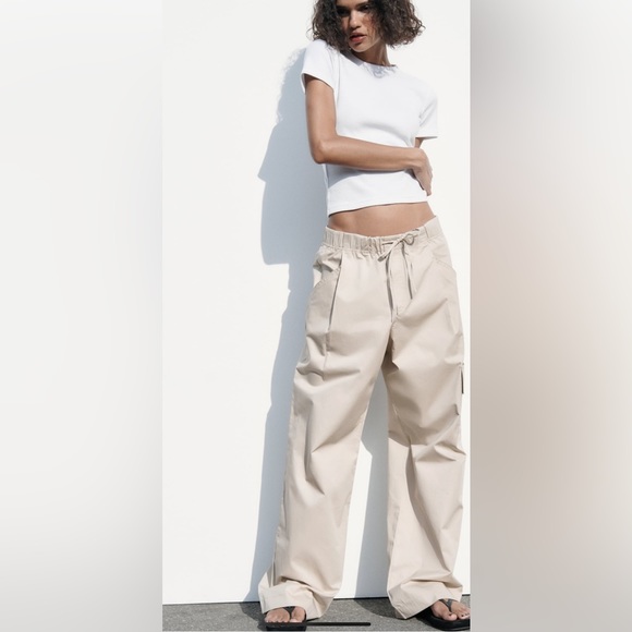 Zara | Tops | Zara Basic White Crop Top Tee Shirt Solid Crisp Clean ...